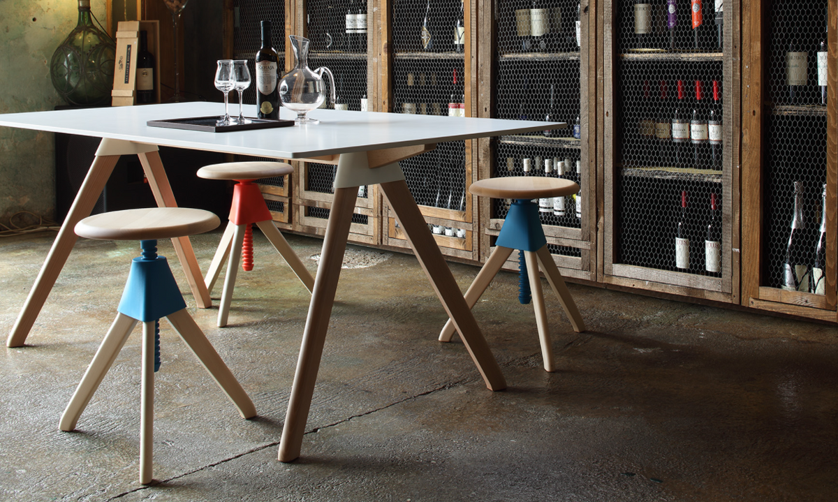 TABURETE JERRY STOOL – Elementos y Complementos