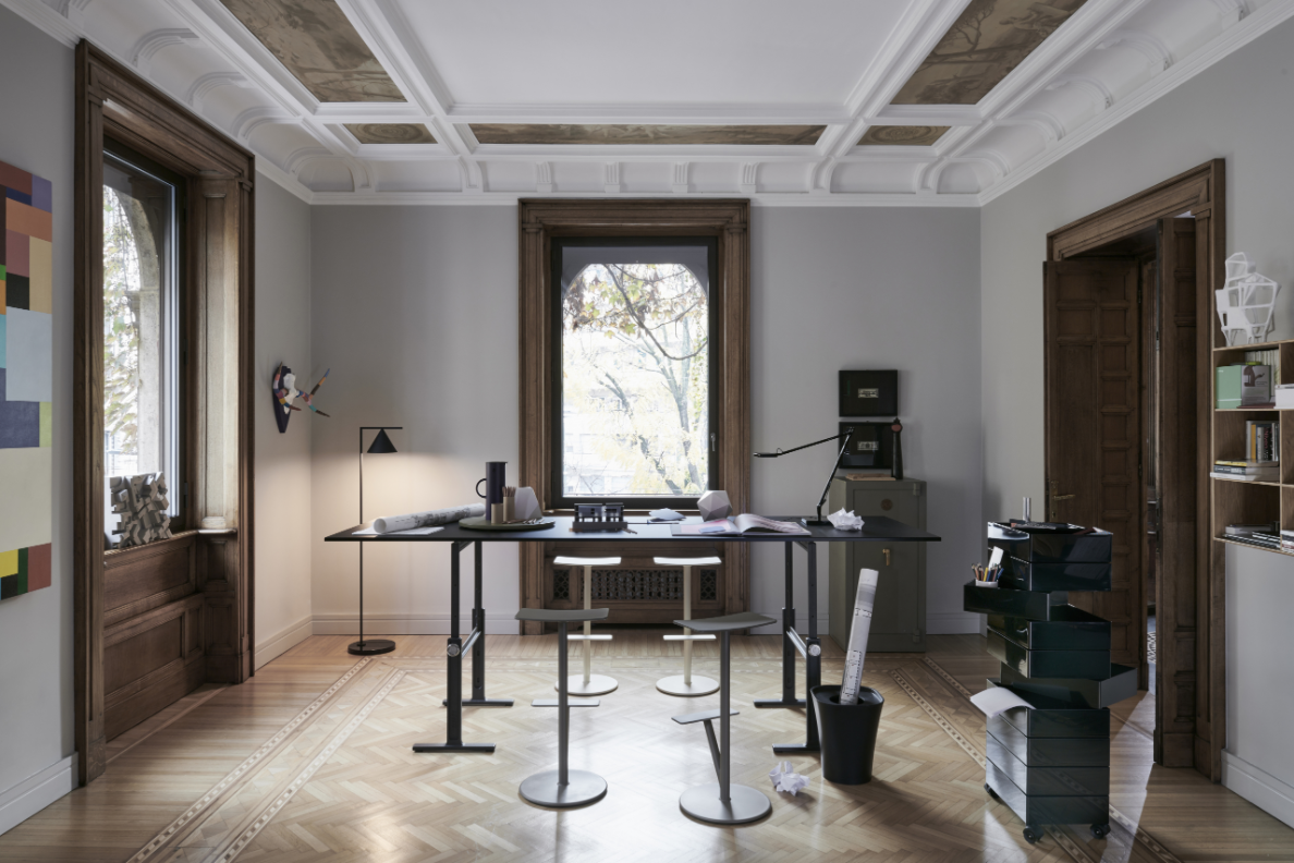 SEQUOIA STOOL H.66 MATT BLACK – Elementos y Complementos